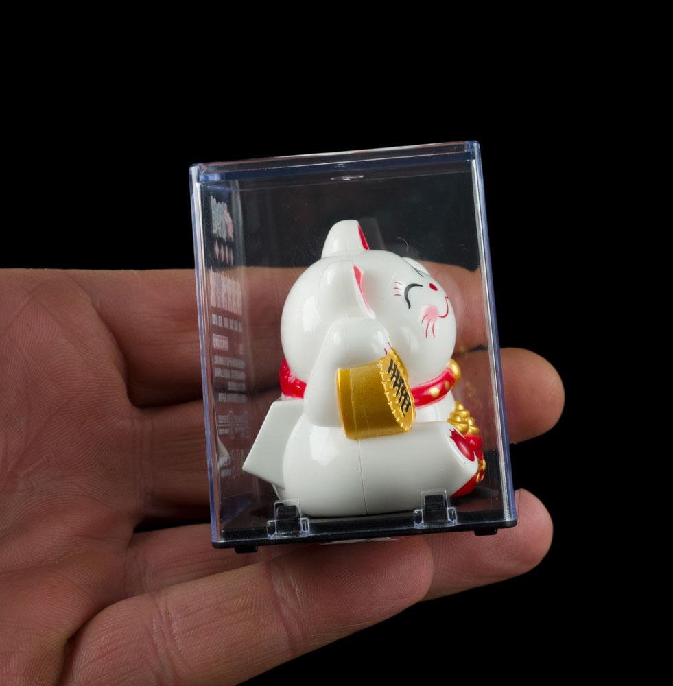 Mini Chat chinois solaire - Maneki neko blanc patte gauche animée